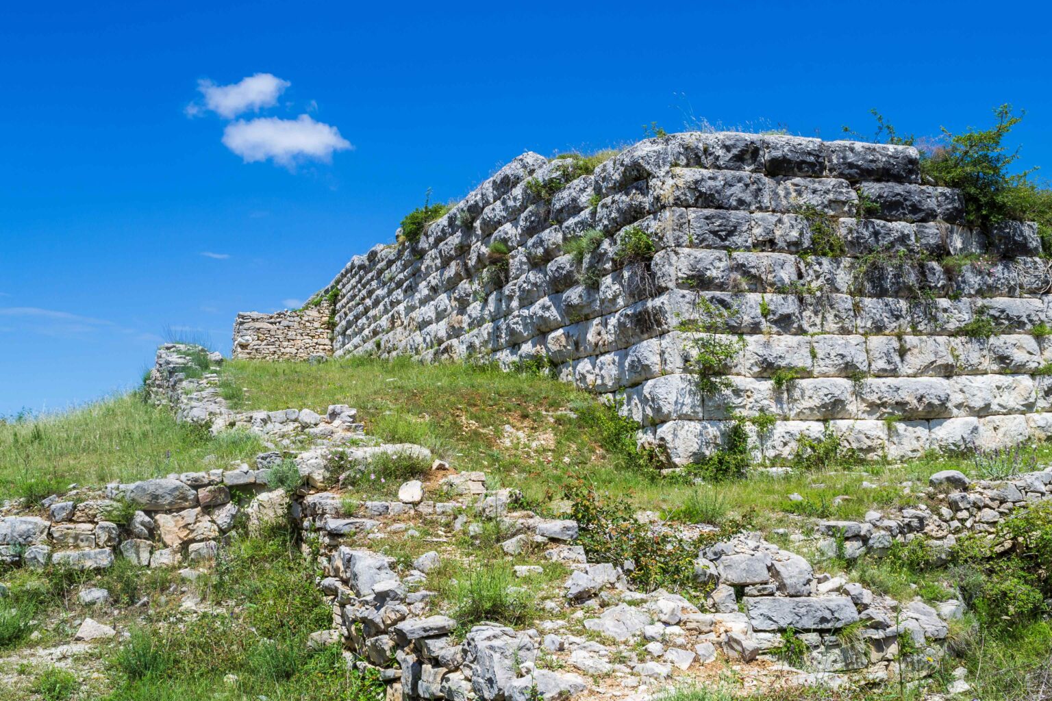 The Hidden Pyramids of Greece